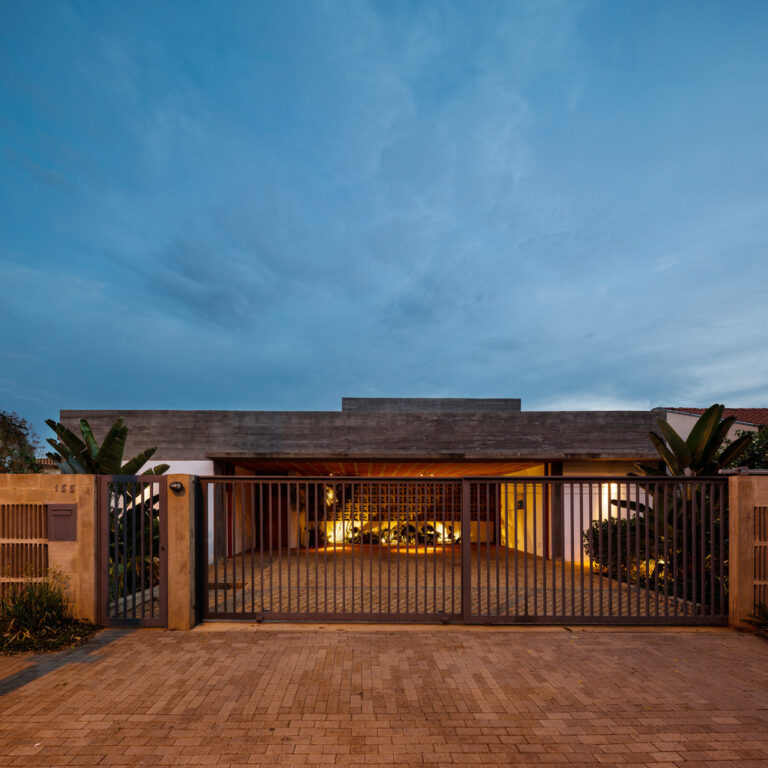 STEEL-SA™ Leaders in Carports / Gates / Fencing Call 011 083 6450